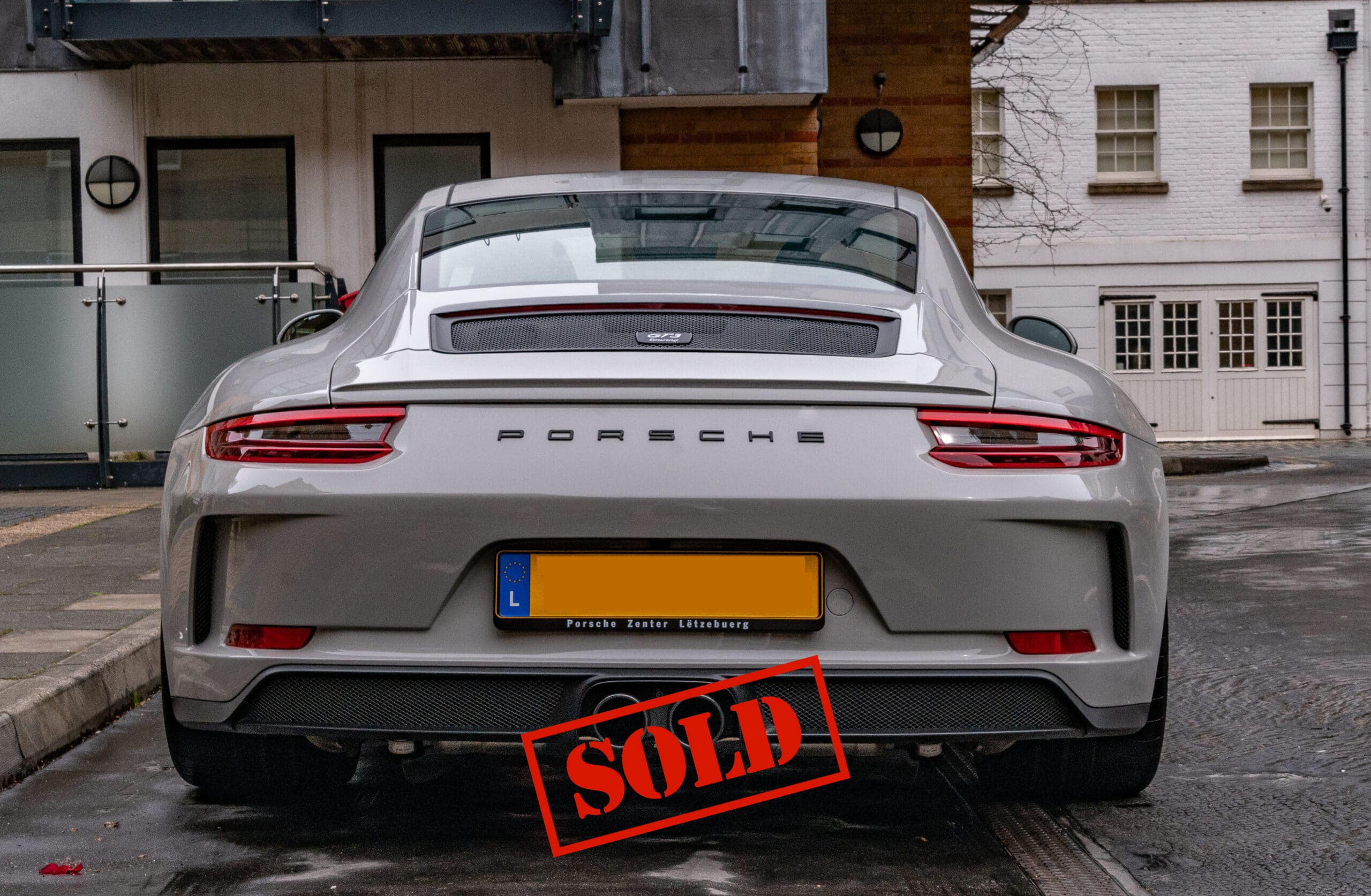 Porsche GT3 Touring - Piston Addict
